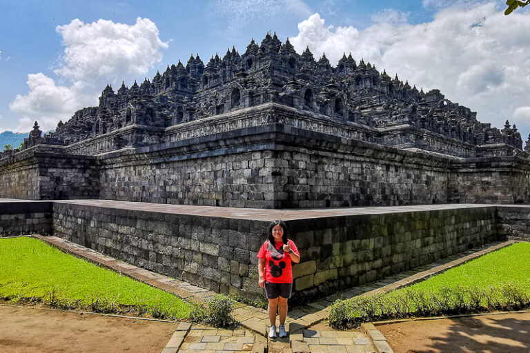 Guide to Visiting Borobudur Temple - Largest Buddhist Temple in Indonesia